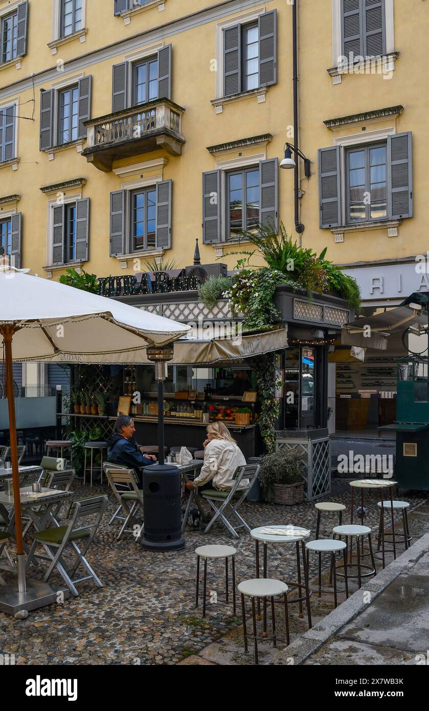 Kiosk bar in Piazza del Carmine, a little square in the heart of Brera ...