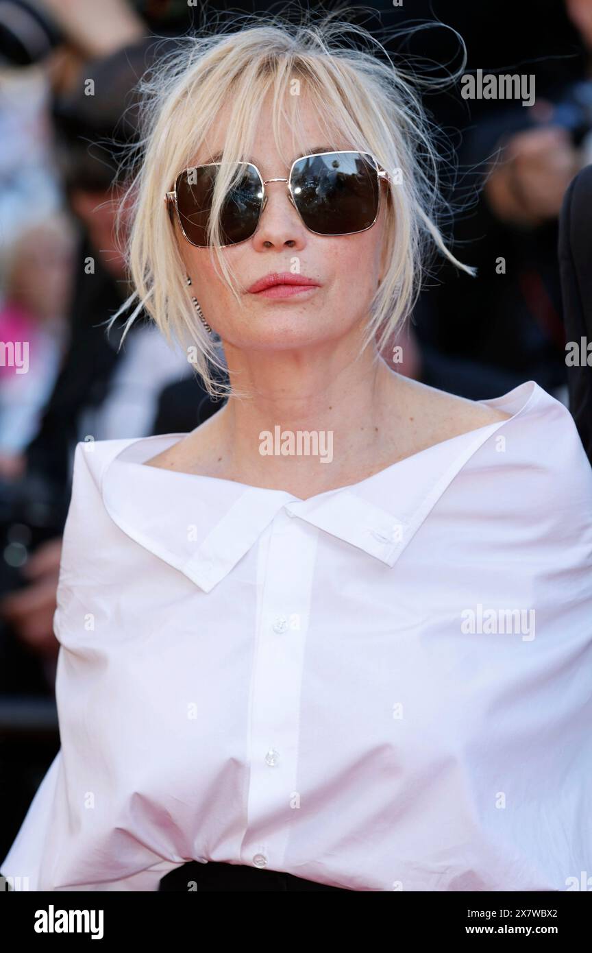 Emmanuelle Beart bei der Premiere des Kinofilms 'Marcello Mio' auf dem ...