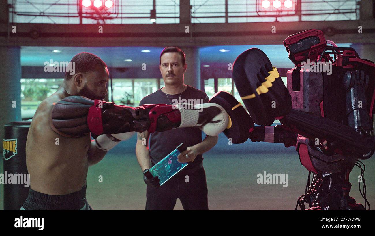 BIONIC, (aka BIONICOS), Paulo Vilhena (center), 2024. © Netflix ...