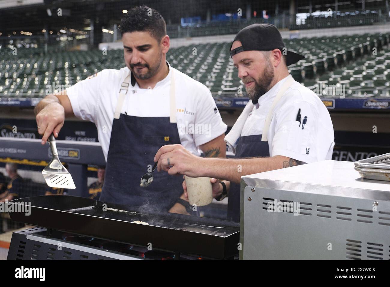 TOP CHEF, from left: Manuel Manny' Barella Lopez, Daniel Jacobs ...