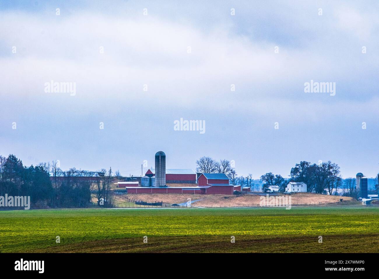 Working farm with fields, barn, sheds and silo in rural Virginia Stock ...