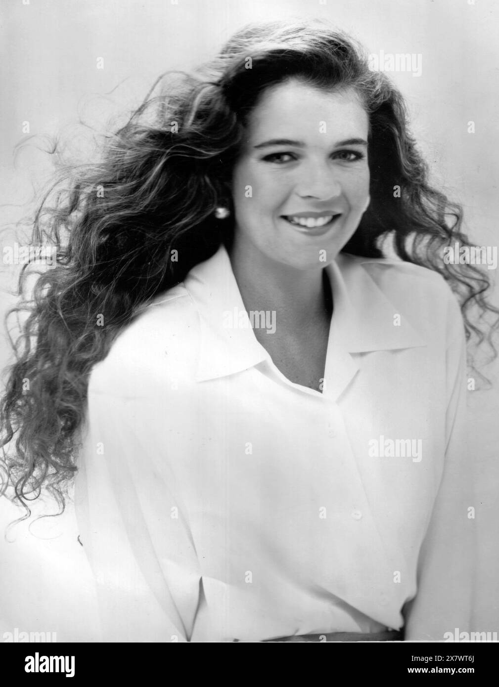 BRITISH TENNIS STAR AND TV PERSONALITY ANNABEL CROFT, 1990 001 PIC MIKE ...