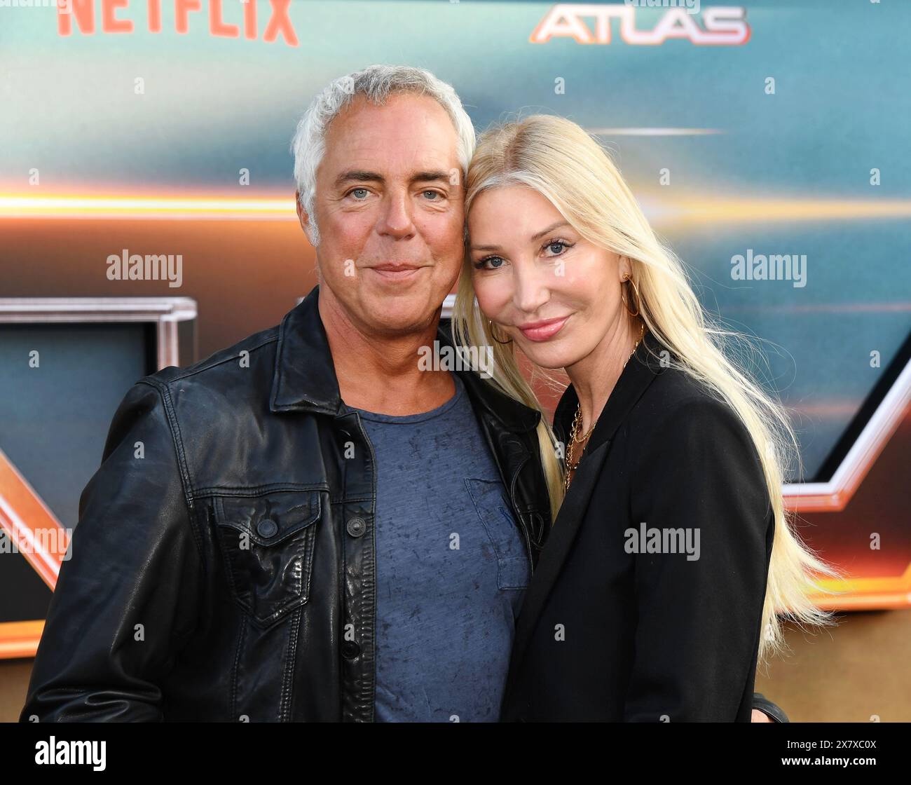 HOLLYWOOD, CALIFORNIA - MAY 20: (L-R) Titus Welliver and Samantha Edge ...
