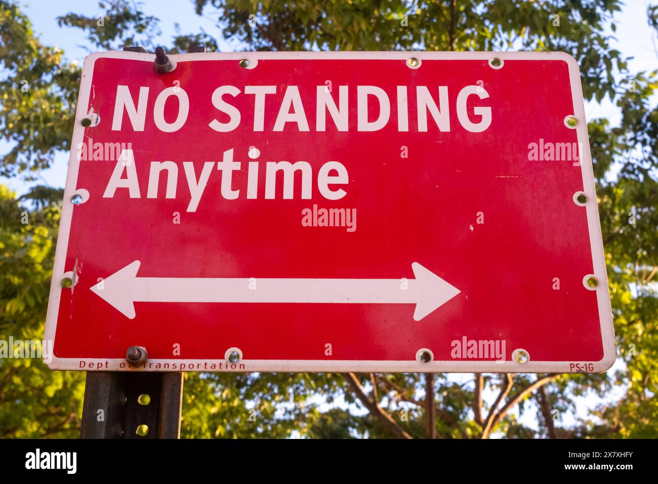 Outdoor sign standing letters hi-res stock photography and images - Alamy