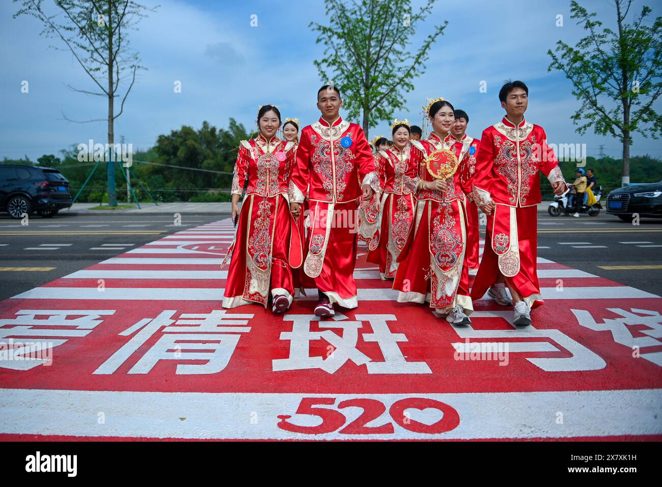**CHINESE MAINLAND, HONG KONG, MACAU AND TAIWAN OUT** Young couples ...