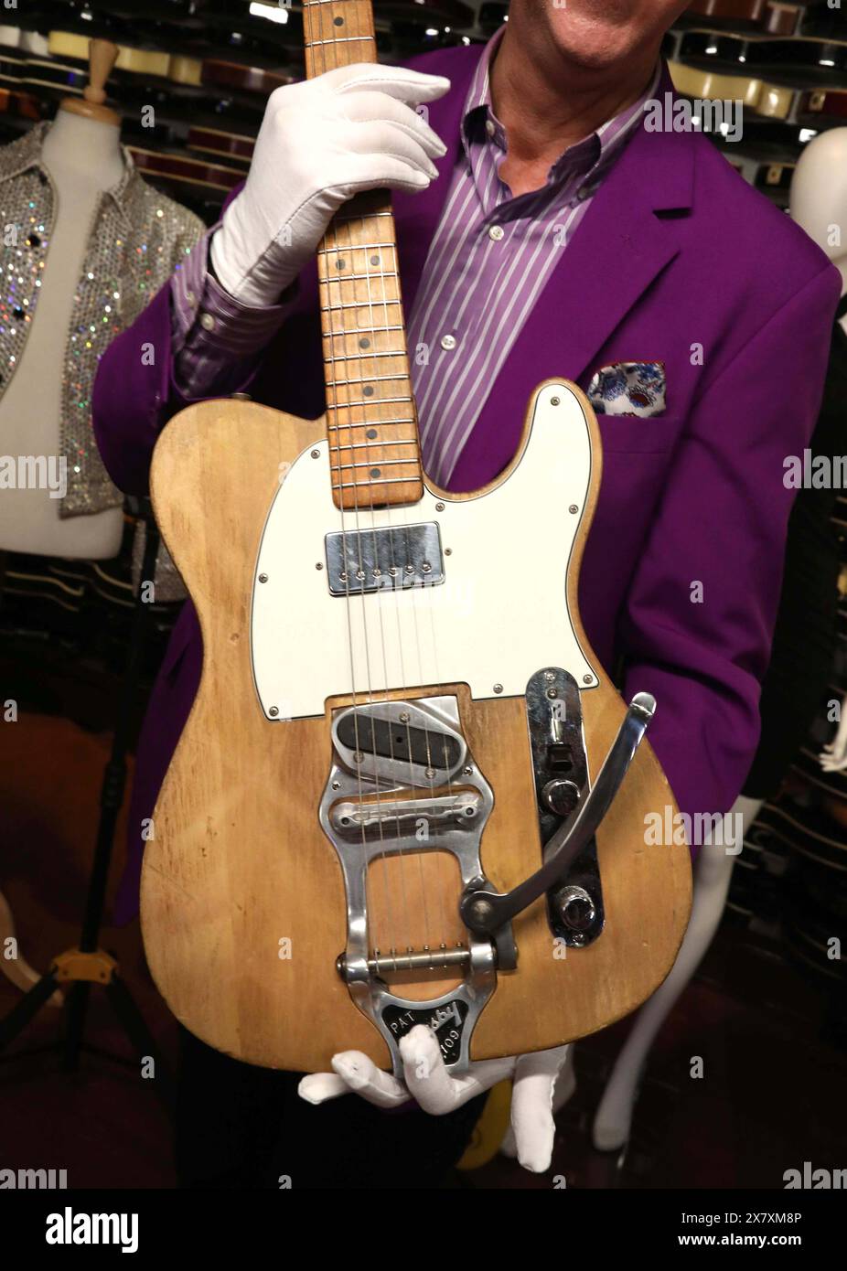 Bob dylan 1965 hi-res stock photography and images - Alamy