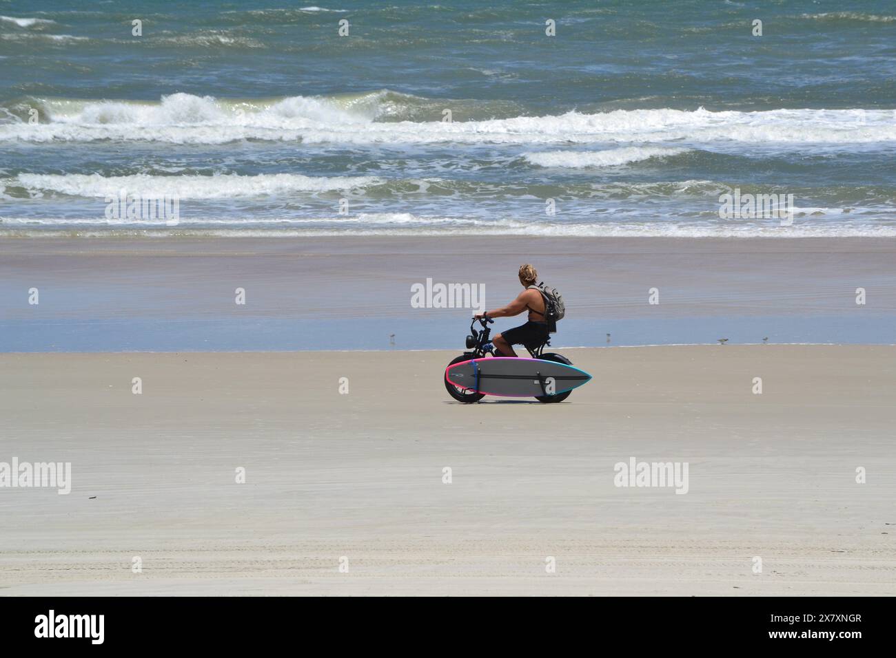 Elecgric bike hi-res stock photography and images - Alamy