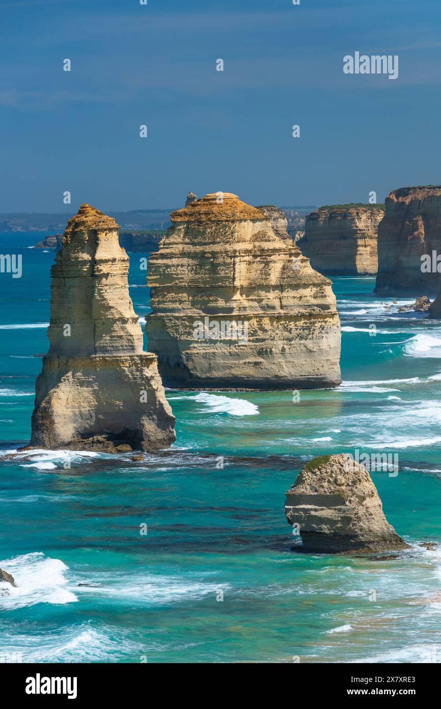 The 'Twelve Apostles' limestone stacks at Port Campbell National Park ...
