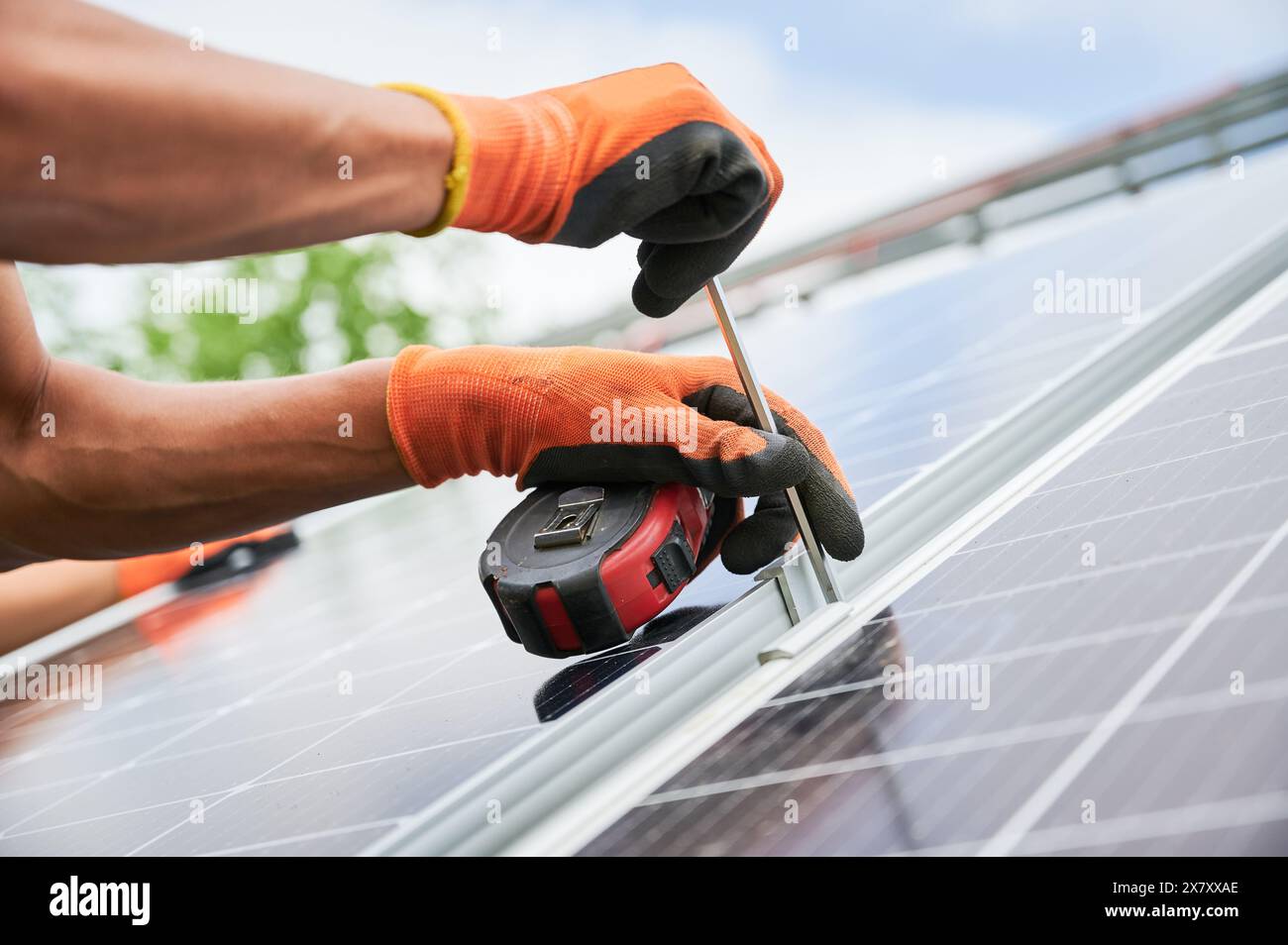 Worker tightening solar panel hi-res stock photography and images - Alamy