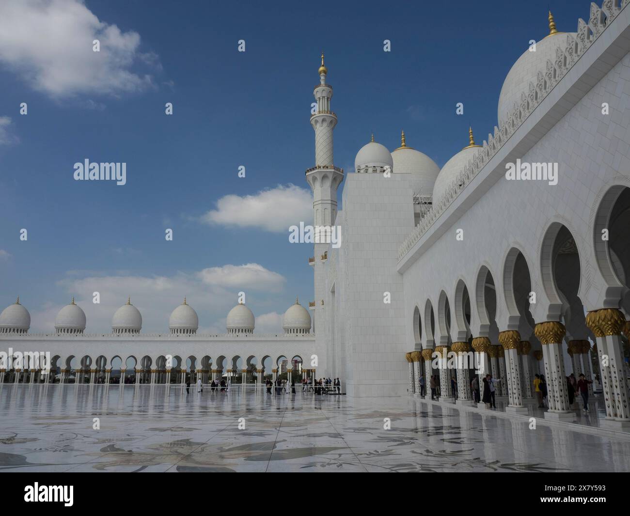 Gold plated towers hi-res stock photography and images - Alamy