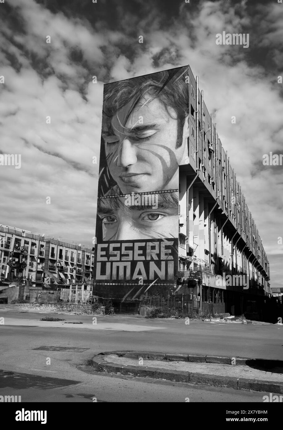 Street artist Jorit's mural of Maradona on a building in Naples, Italy ...