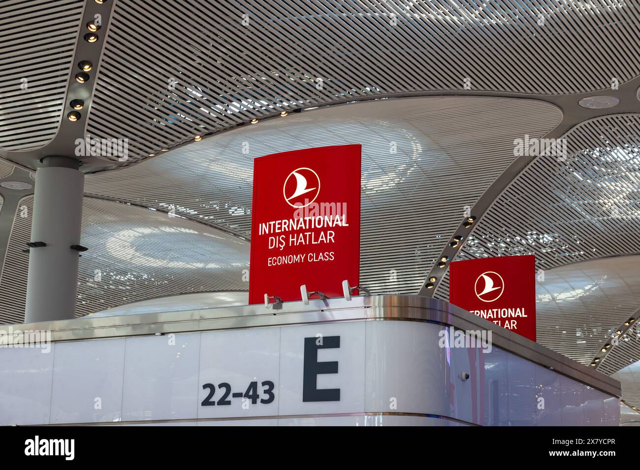 Turkish Airlines ticket sale or check-in area in Istanbul Airport ...