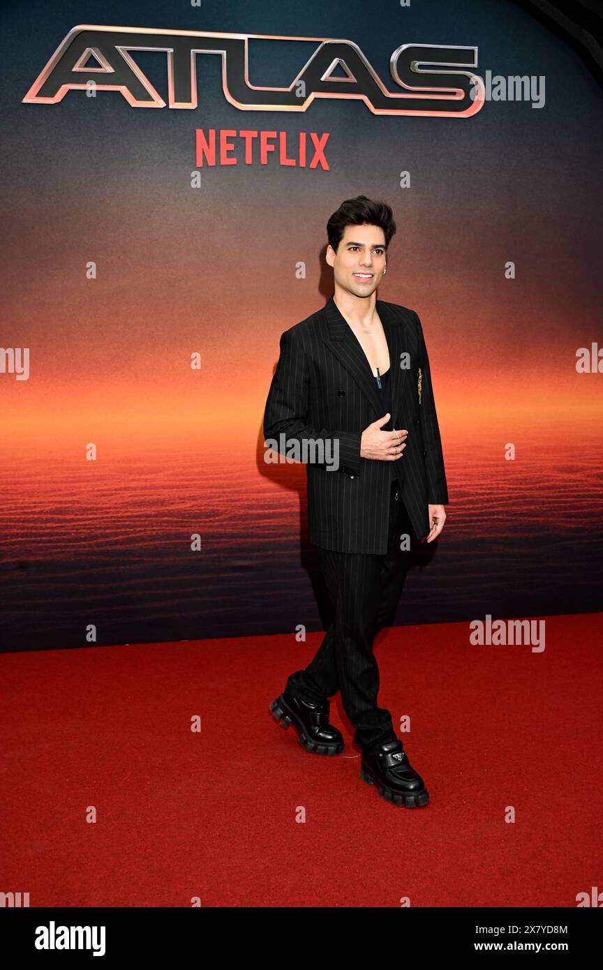 Eduardo Brito Attends the red carpet of Atlas fan event at Toreo Parque ...