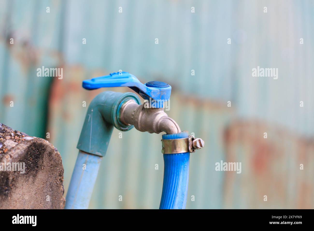 Rubber line hi-res stock photography and images - Alamy