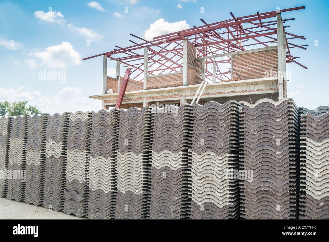 Stack roof tiles construction site hi-res stock photography and images ...