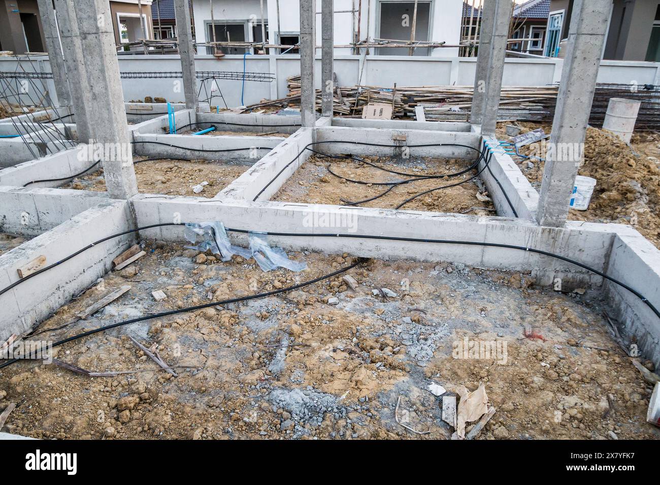 Termite tower hi-res stock photography and images - Alamy