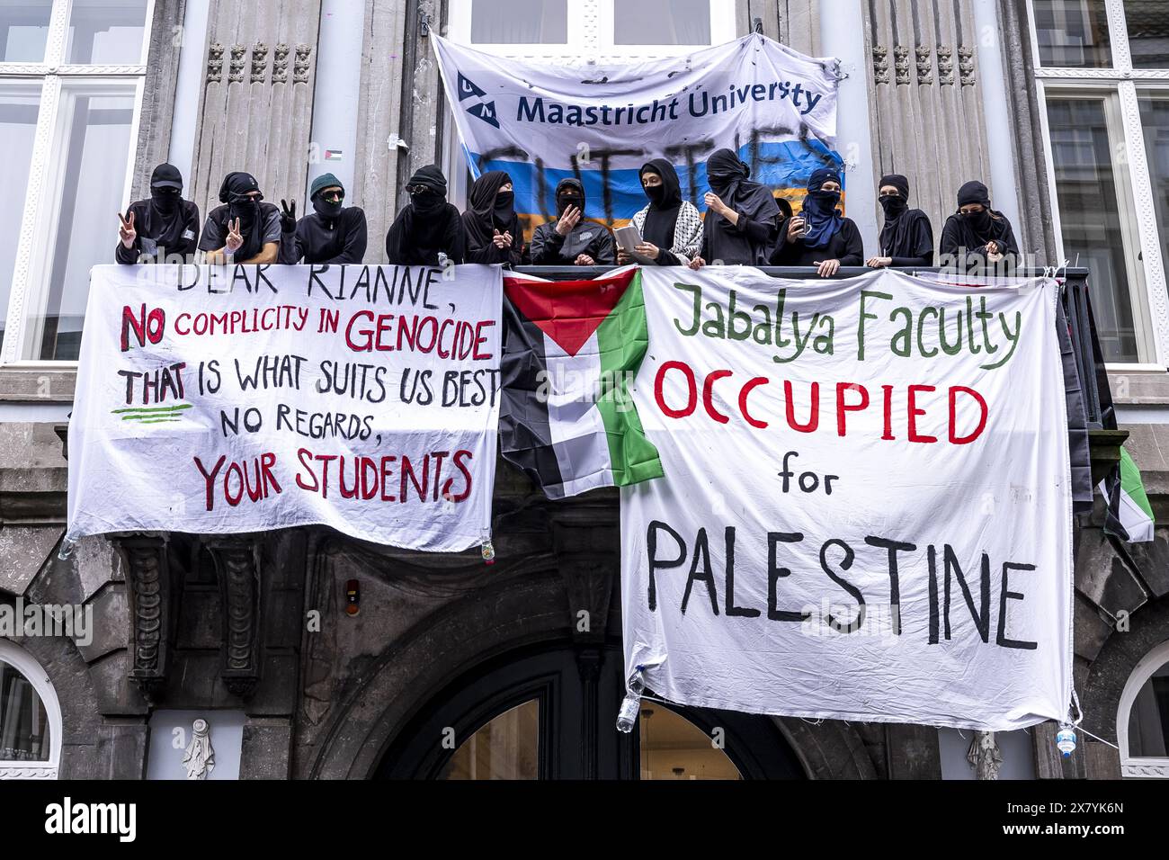 MAASTRICHT - Pro-Palestinian students have occupied the socio-cultural ...