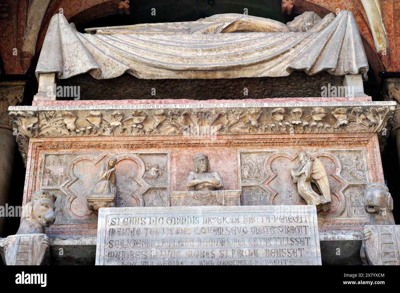 Italy, Veneto, Verona, Arche Scaligere, Scaligeri Tombs, Tomb of ...