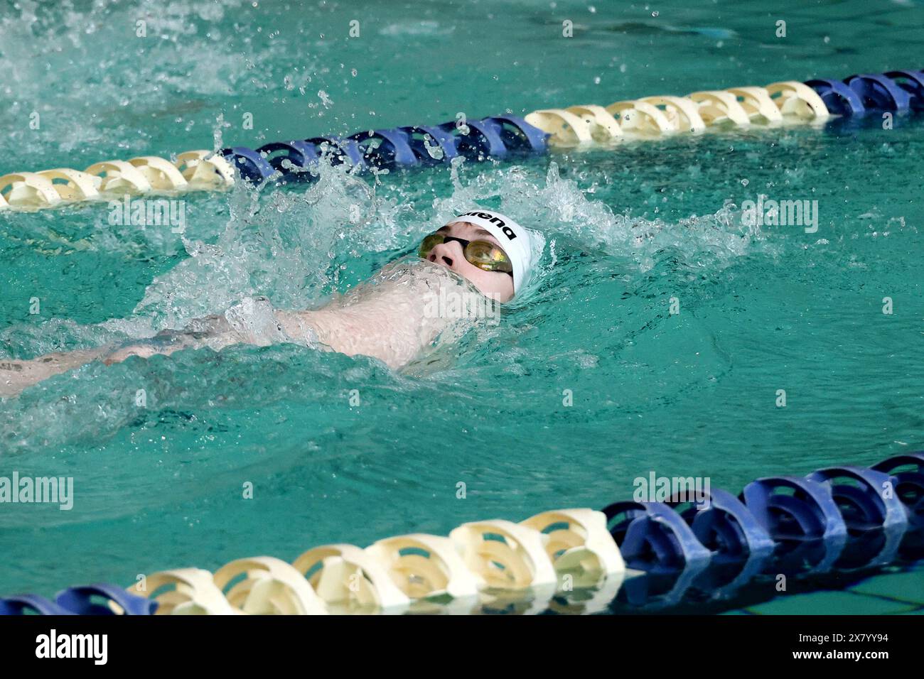 Non Exclusive: KHARKIV, UKRAINE - MAY 21, 2024 - A Kharkiv athlete who ...