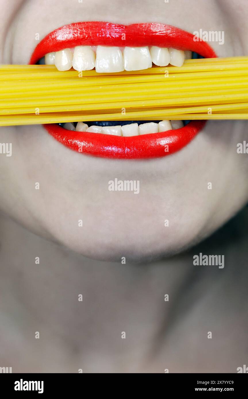 Woman Eating Spaghetti Pasta Stock Photo - Alamy