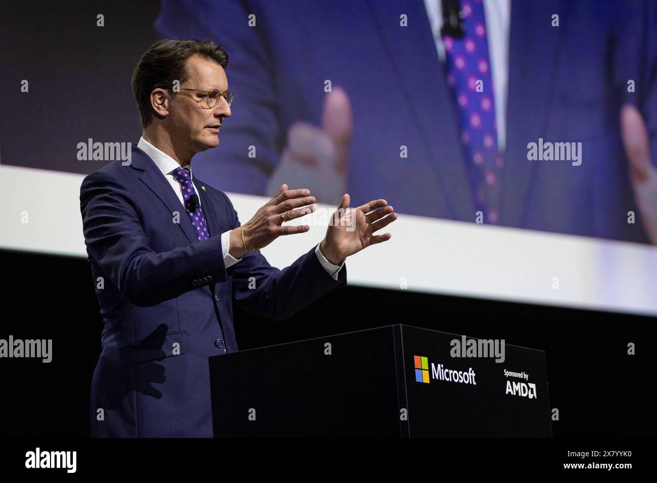 Microsoft AI Roadshow mit Keynote von NRW-Ministerpräsident Hendrik Wüst in Bonn ...