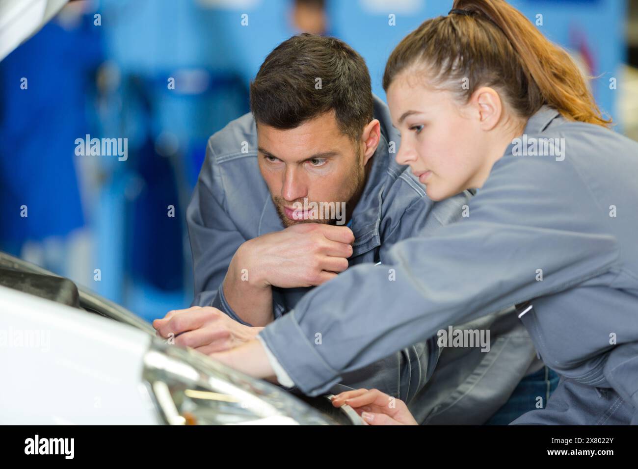 Team work damage control hi-res stock photography and images - Alamy