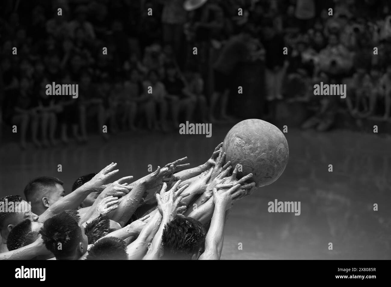 Ball of mud Black and White Stock Photos & Images - Alamy