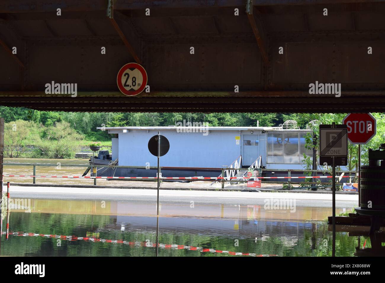 High level road bridge hi-res stock photography and images - Alamy