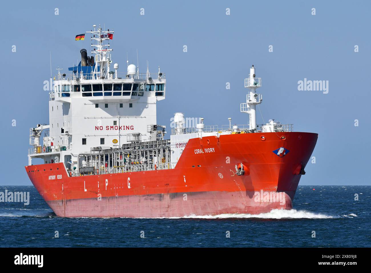 LPG Tanker CORAL IVORY Stock Photo - Alamy