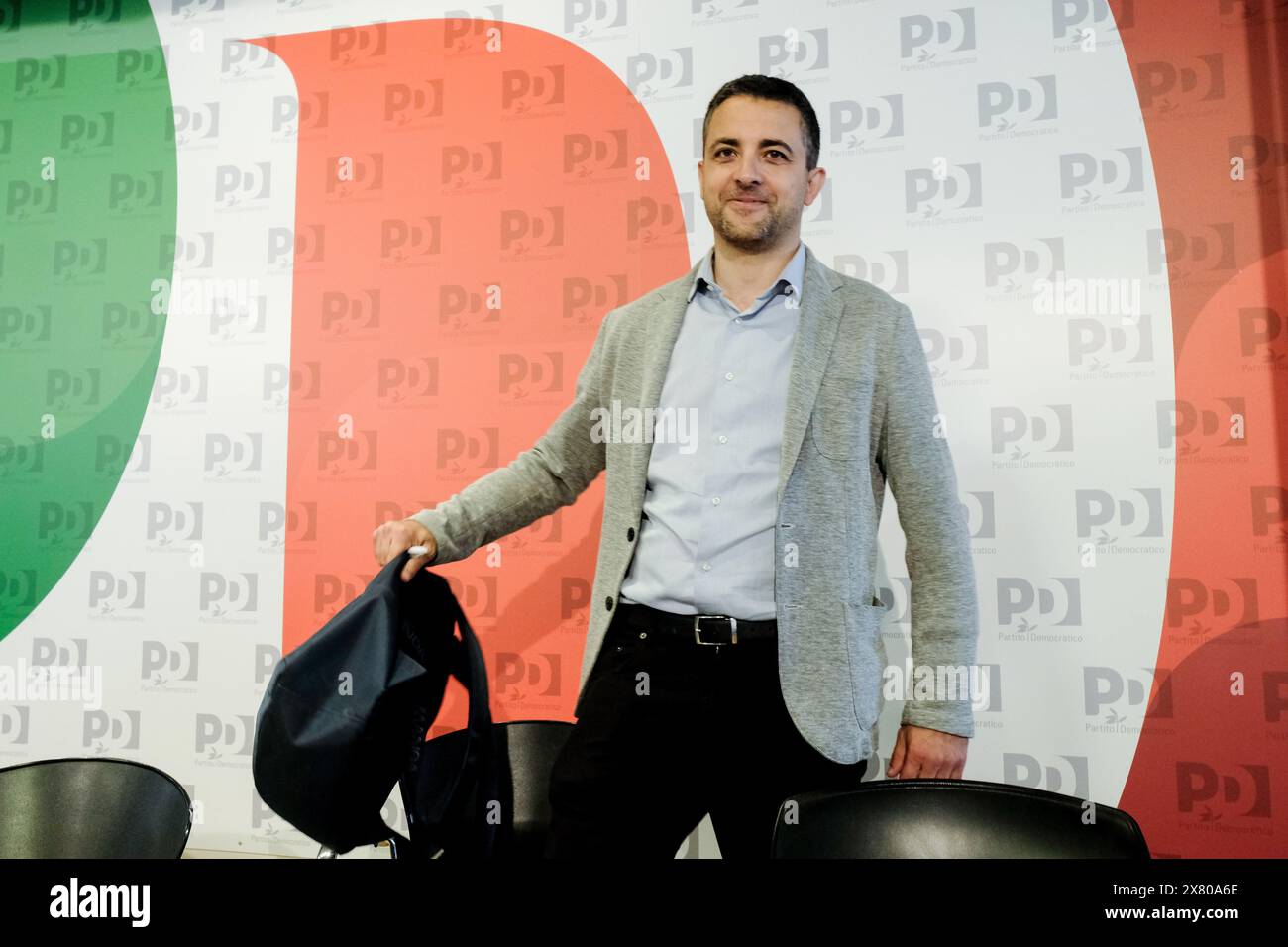 Punto sc hi-res stock photography and images - Alamy