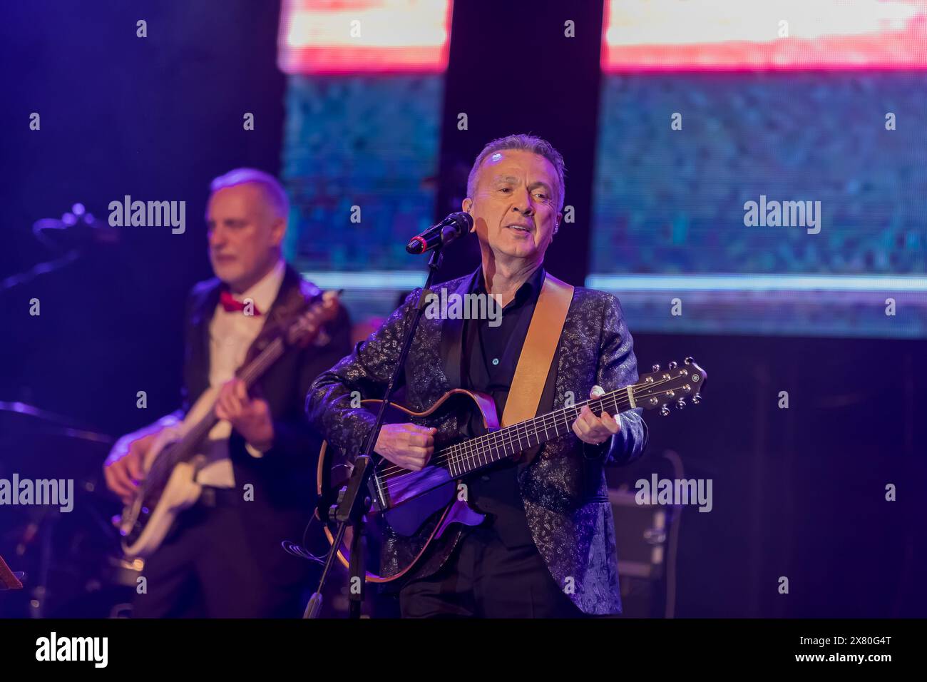 Pupo singer hi-res stock photography and images - Alamy