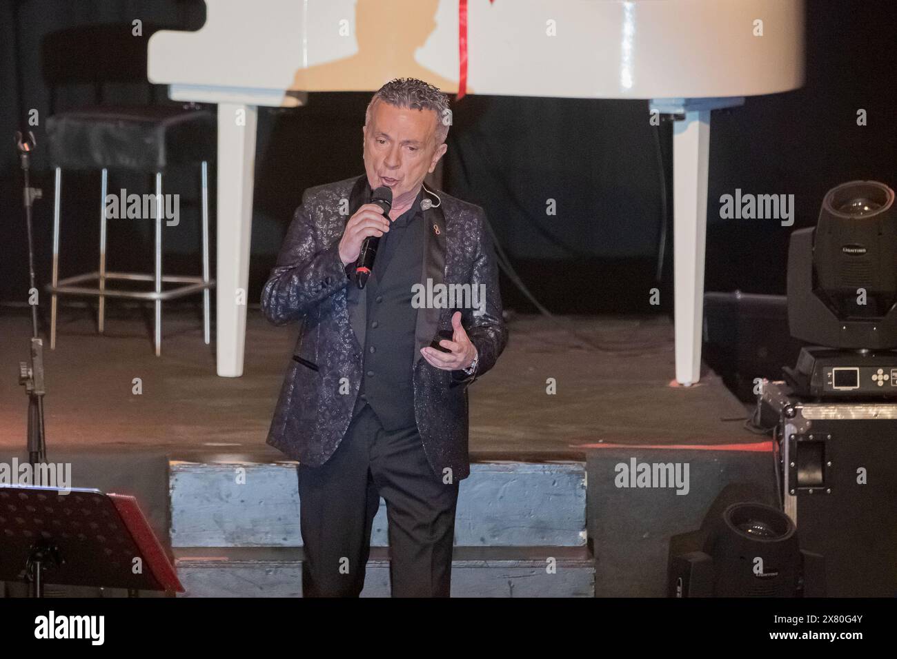Pupo singer hi-res stock photography and images - Alamy