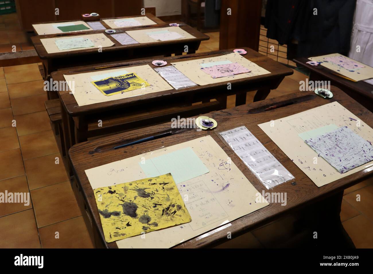 Old vintage school desk, notebook, pen and inkwell Stock Photo - Alamy
