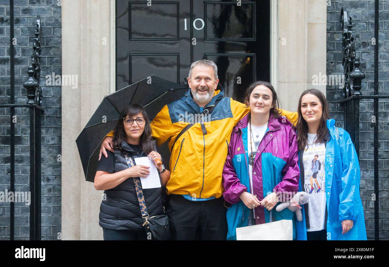 London, England, UK. 22nd May, 2024. FIGEN MURRAY, mother of Manchester ...