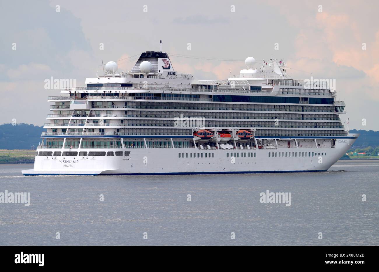 930 guests hi-res stock photography and images - Alamy