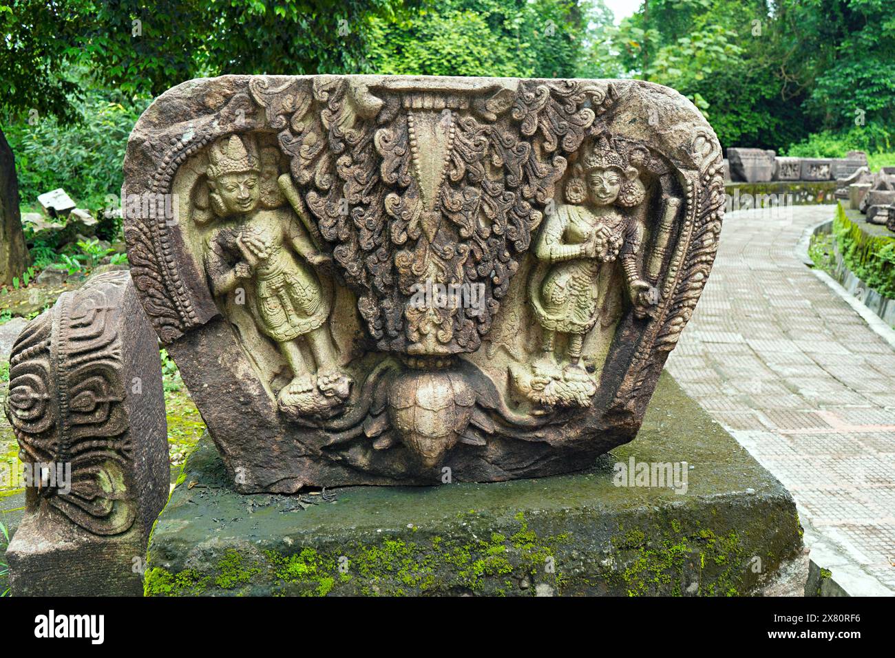 10th century artifacts hi-res stock photography and images - Alamy