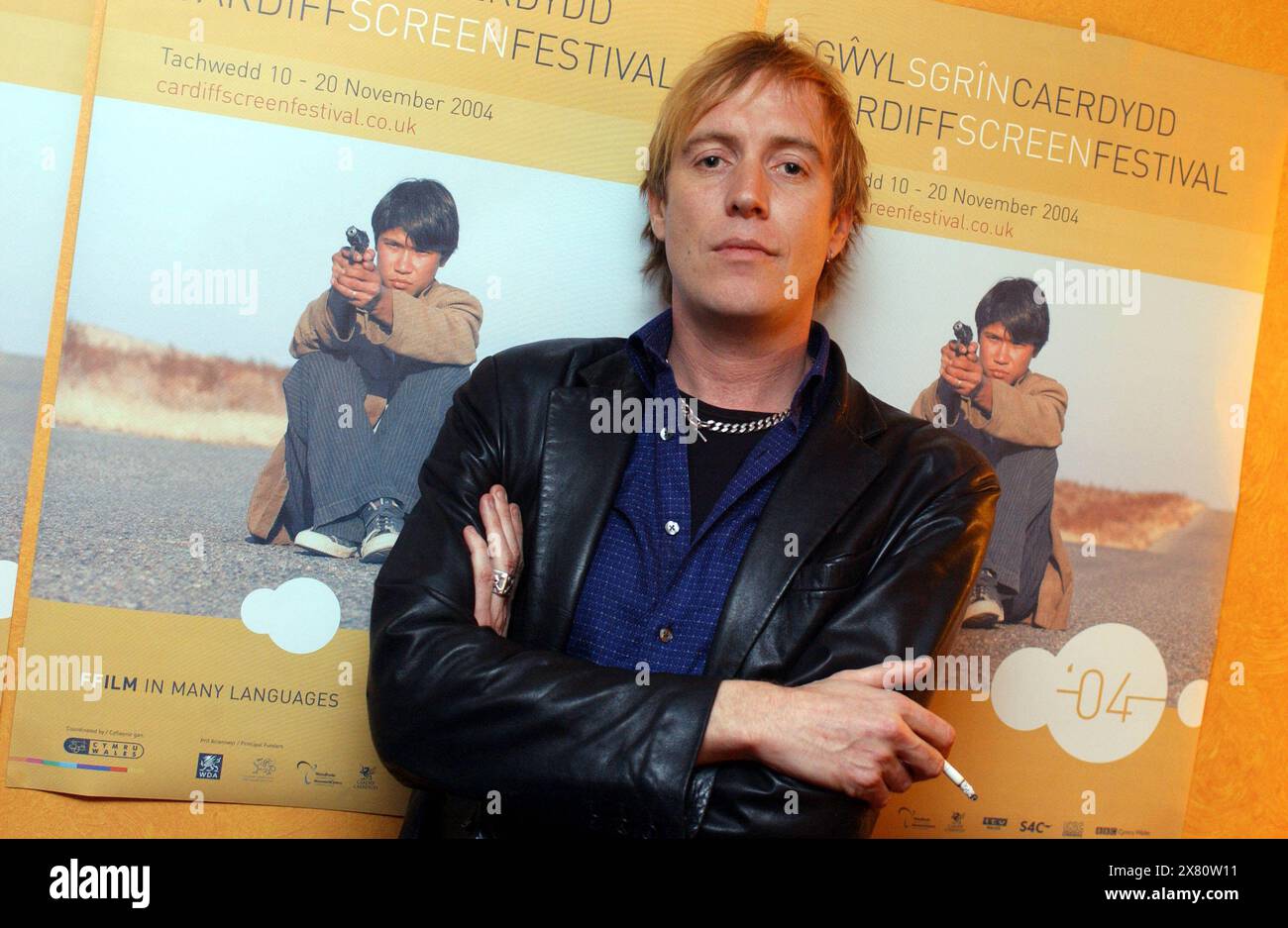 Enduring love film hi-res stock photography and images - Alamy