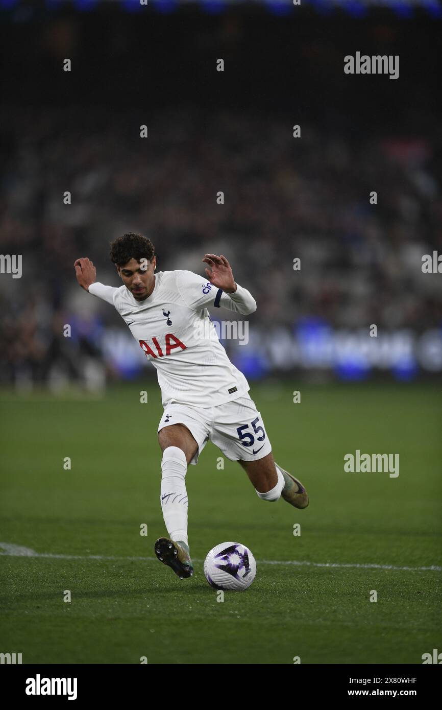 George abbott english premier league hi-res stock photography and ...