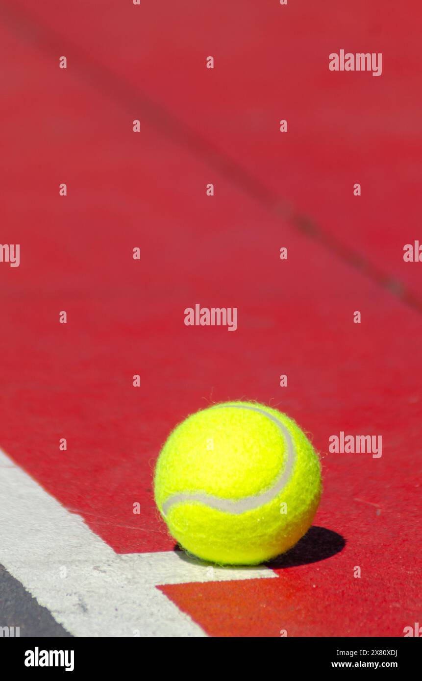 Tennis ball on hard surface hi-res stock photography and images - Alamy