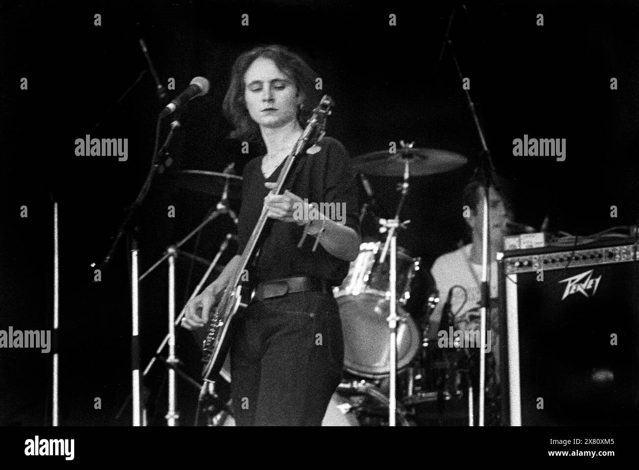 Kim deal hi-res stock photography and images - Alamy