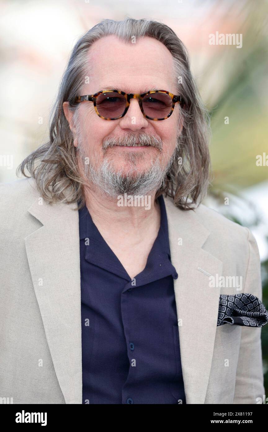 Gary Oldman beim Photocall zum Kinofilm 'Parthenope' auf dem Festival ...