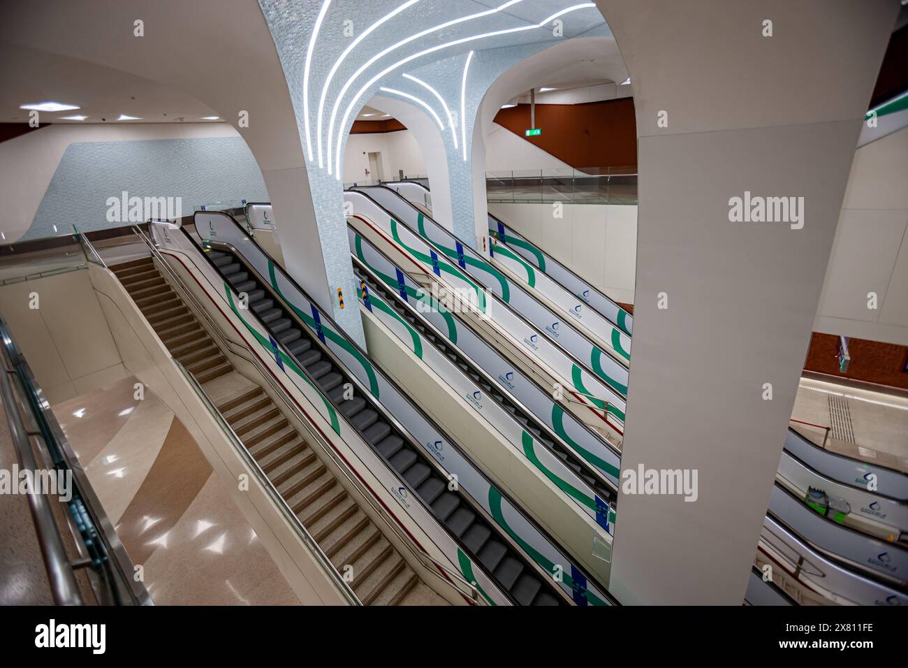 Qatar metro hi-res stock photography and images - Alamy