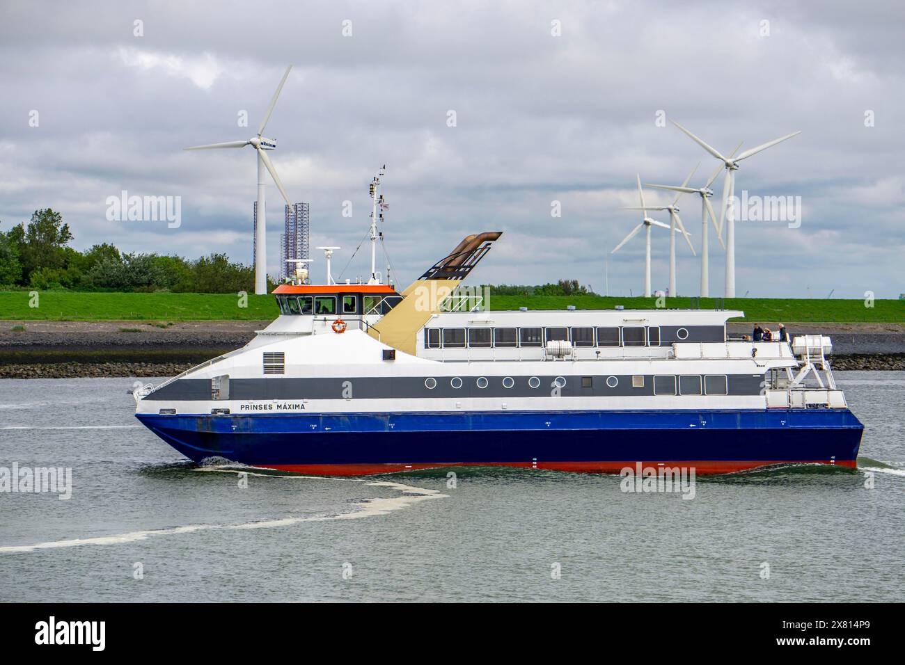 Hafen flushing hi-res stock photography and images - Alamy