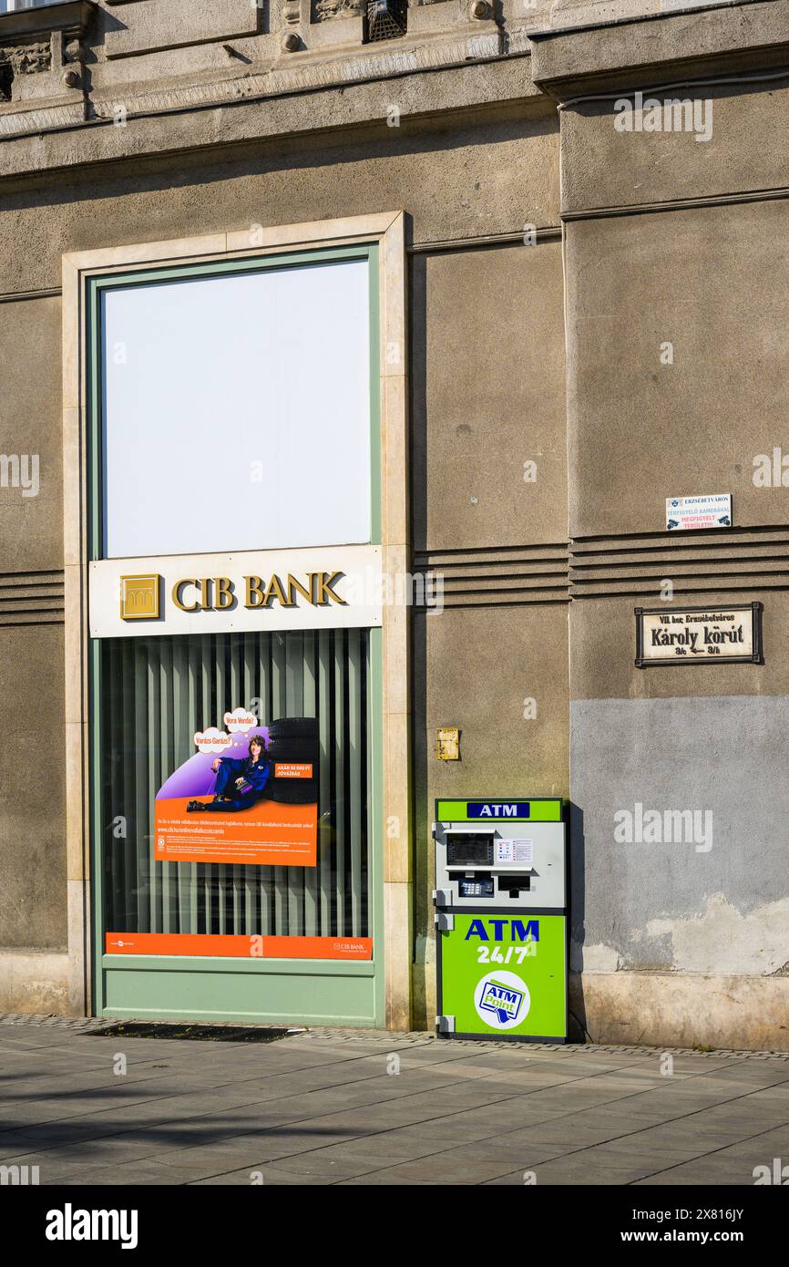Bank budapest hi-res stock photography and images - Alamy