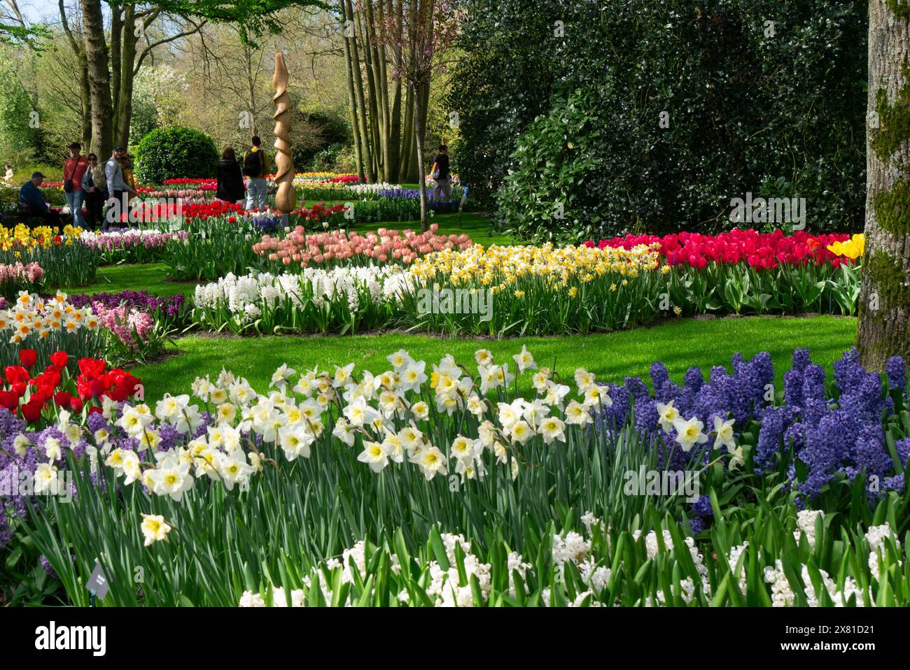 Best spring flower gardens in the world hi-res stock photography and ...
