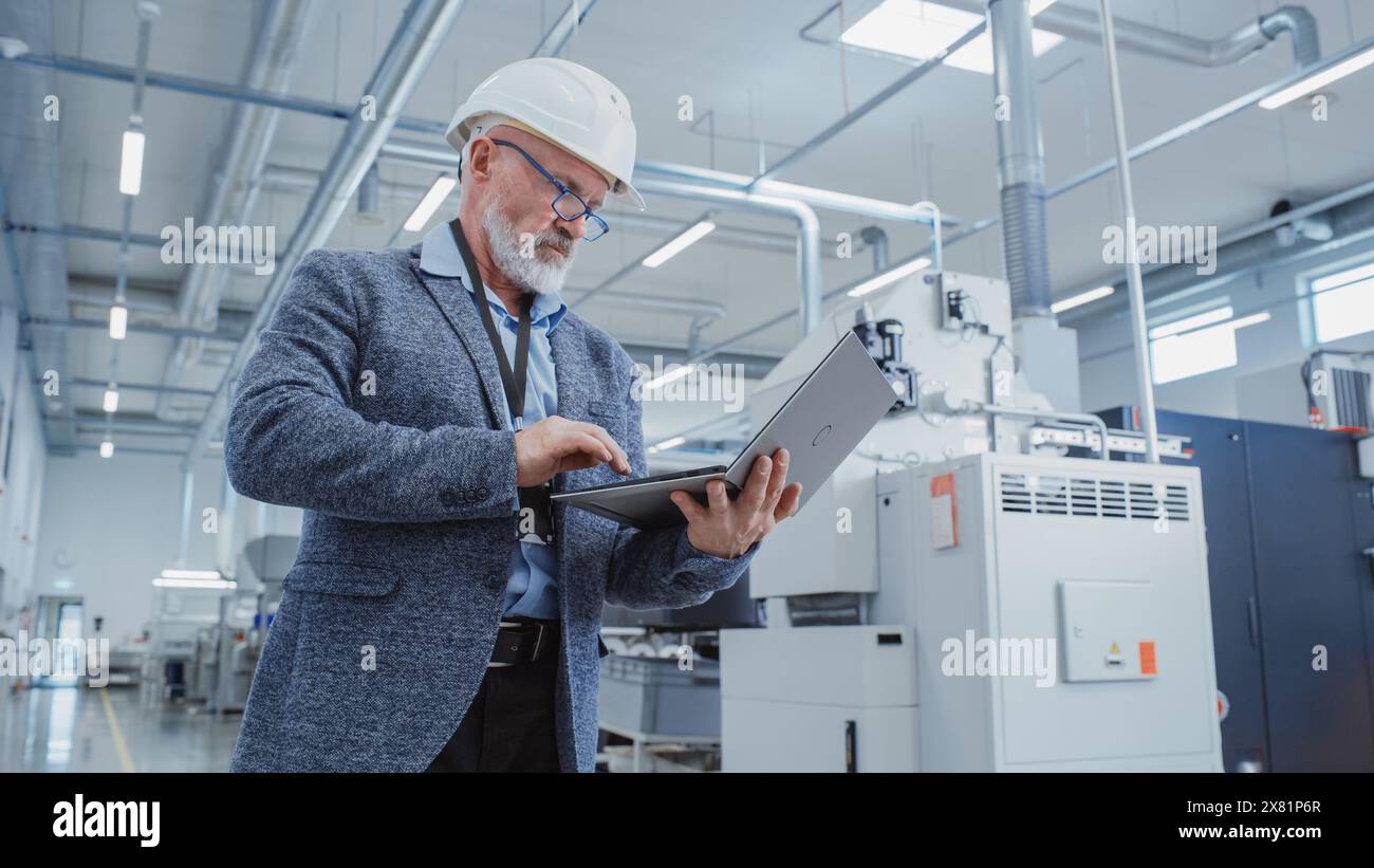 Smart connected factory hi-res stock photography and images - Alamy