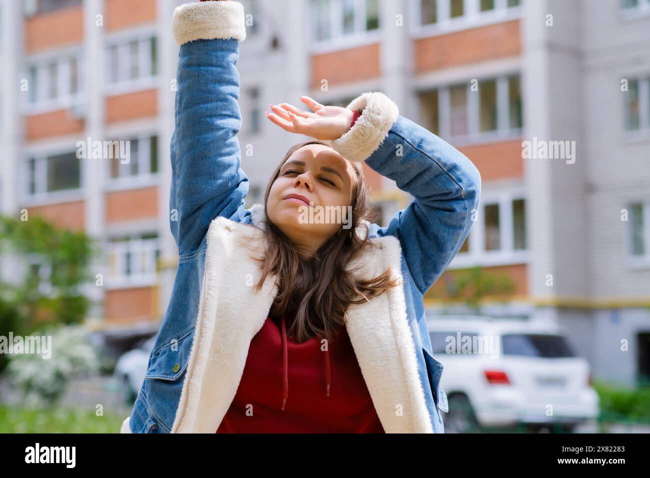 Lifted hands hi-res stock photography and images - Alamy