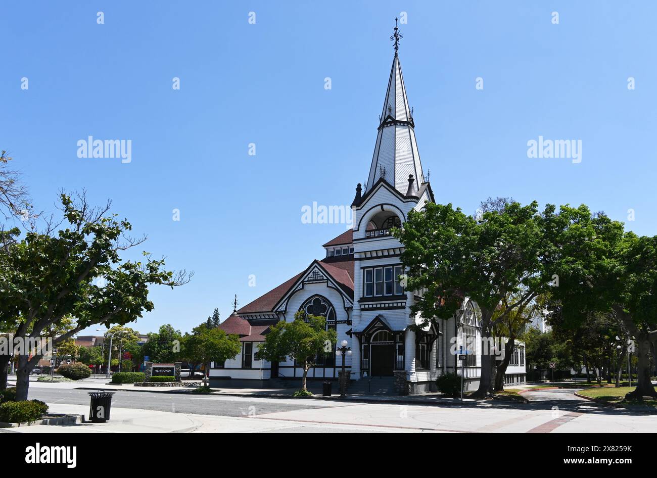 World outreach church hi-res stock photography and images - Alamy