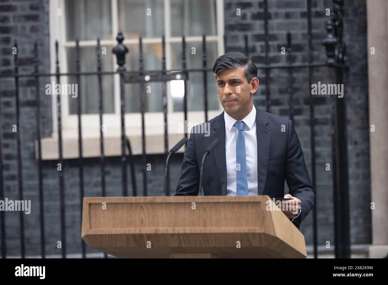 London, UK. 22nd May, 2024. Rishi Sunak, Prime Minister, announces a ...