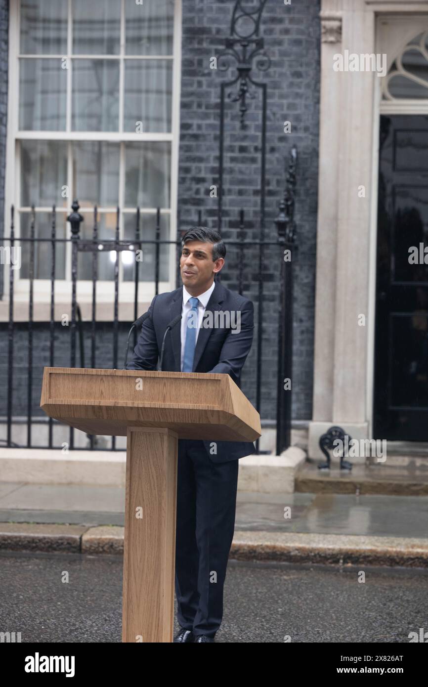 London, UK. 22nd May, 2024. Rishi Sunak, Prime Minister, announces a ...
